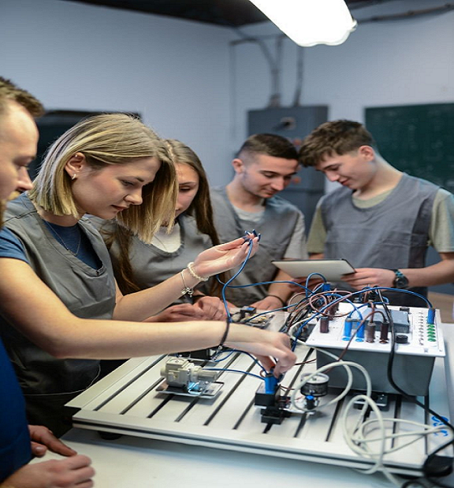 Semantics-Shaping Futures with Knowledge and Excellence